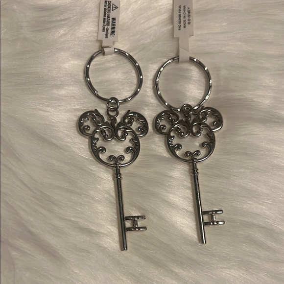 Disney | Other | Silver Mickey Mouse Key Keychain Set | Poshmark